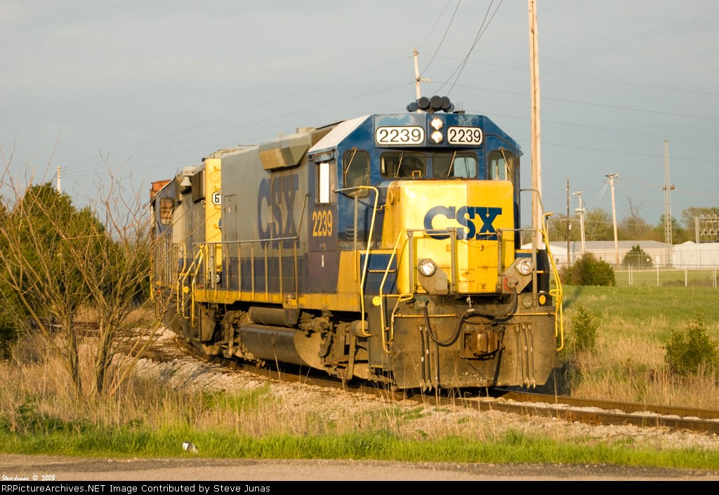 J759 CSX 2239